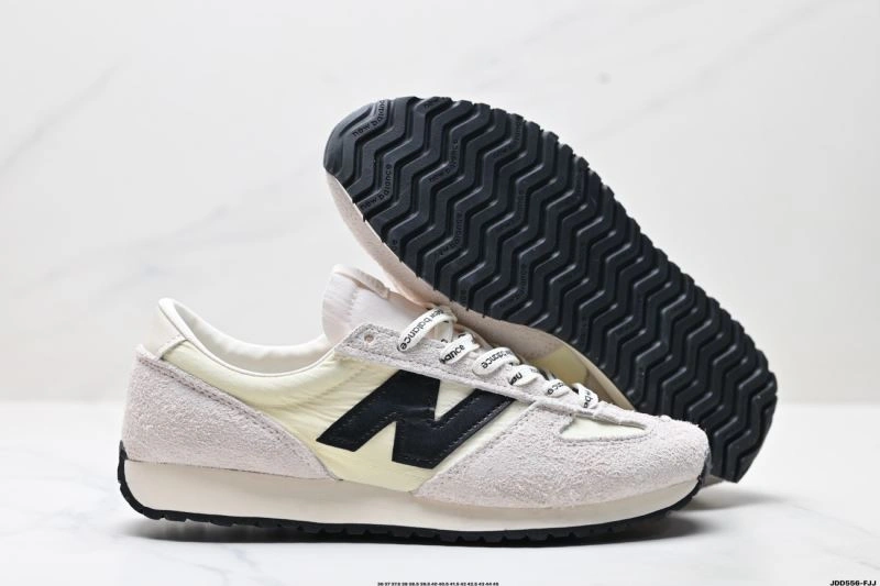 Exact replica New Balance Shoes