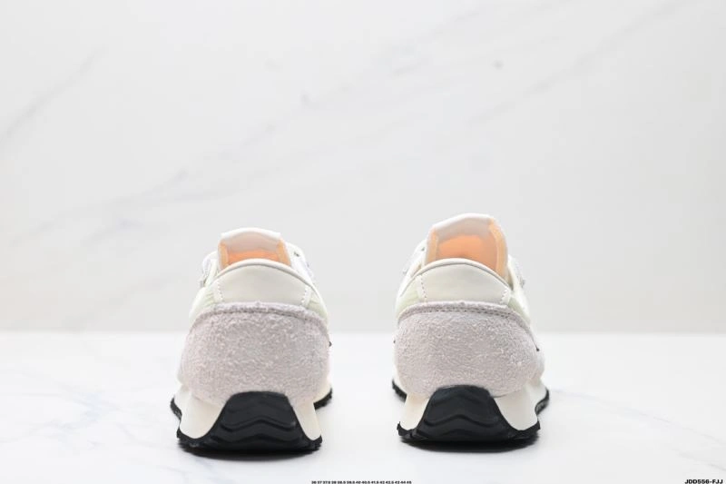 Exact replica New Balance Shoes