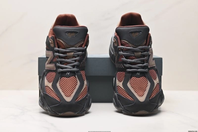 Indistinguishable New Balance Shoes