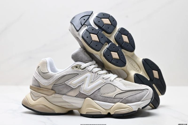 Top mirror New Balance Shoes