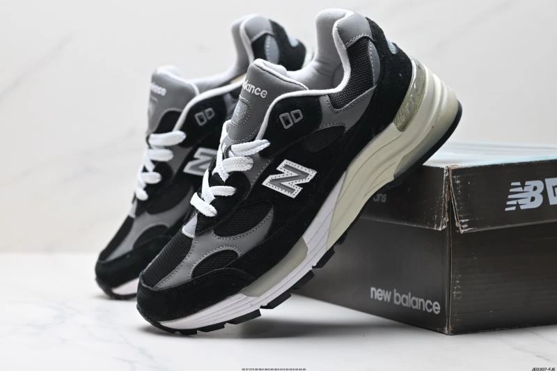 Discounted New Balance Shoes