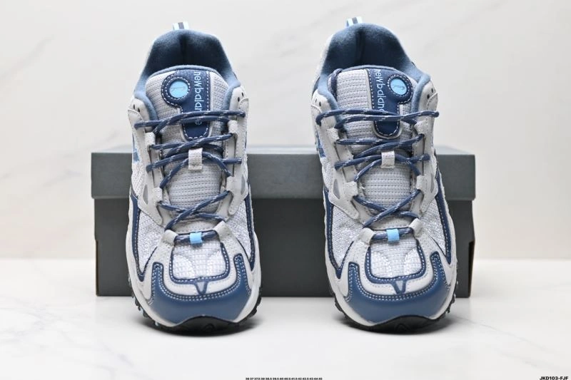 Top mirror New Balance Shoes
