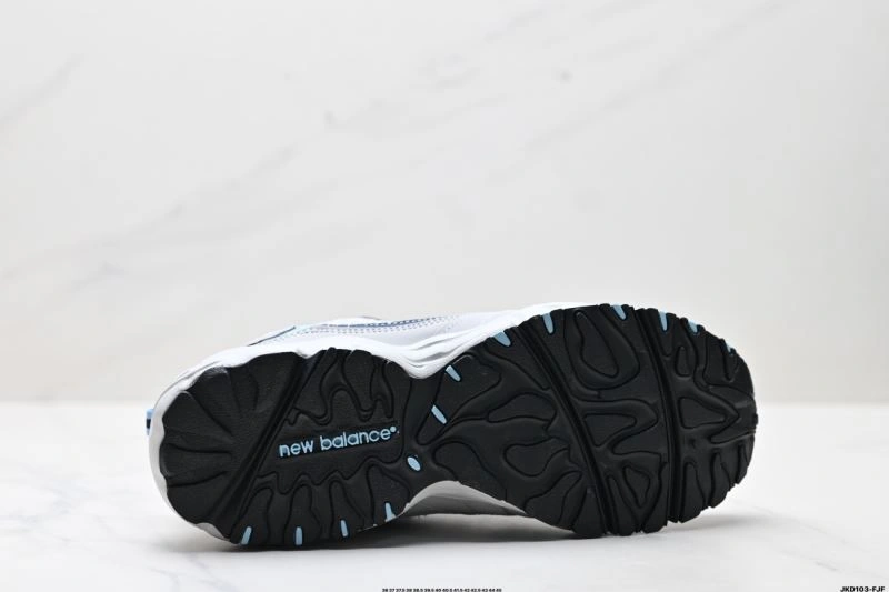 Top mirror New Balance Shoes