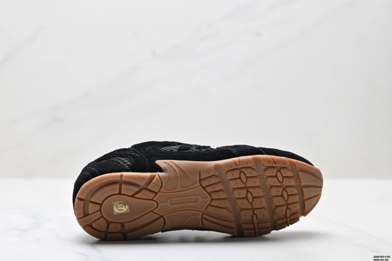 Top match New Balance Shoes