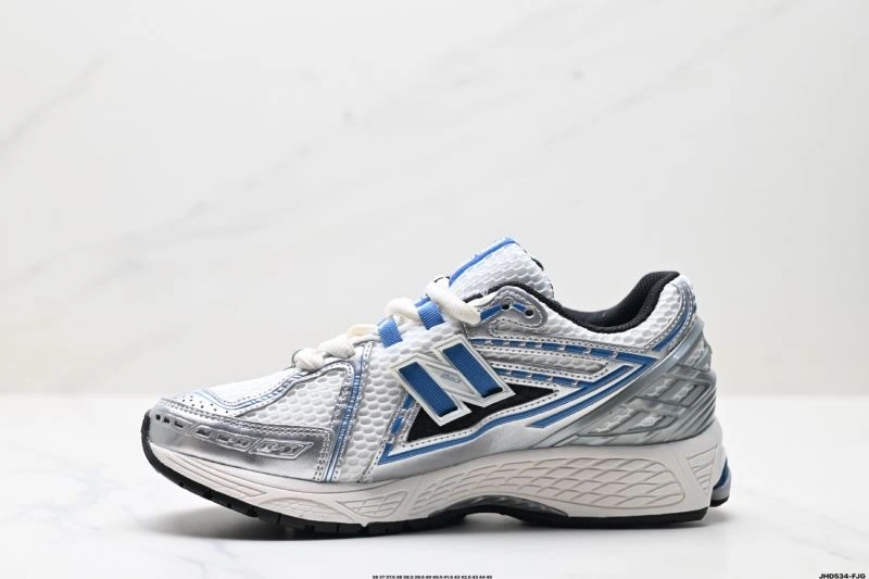 Accurate model New Balance Shoes
