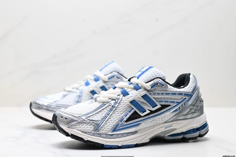 Accurate model New Balance Shoes