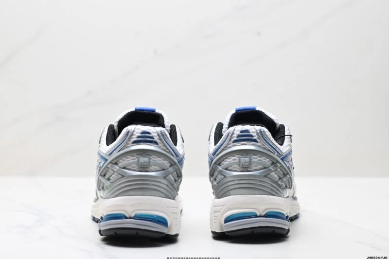 Accurate model New Balance Shoes