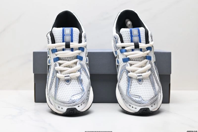 Accurate model New Balance Shoes