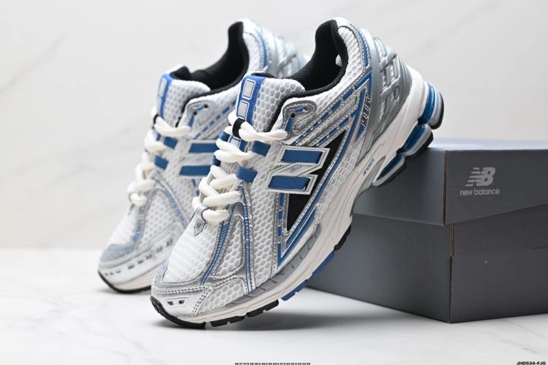 Accurate model New Balance Shoes