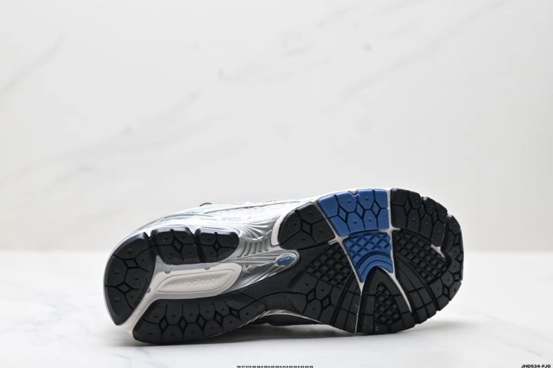 Accurate model New Balance Shoes
