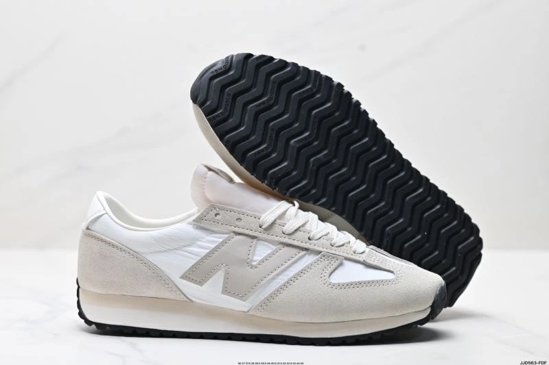 Discounted New Balance Shoes