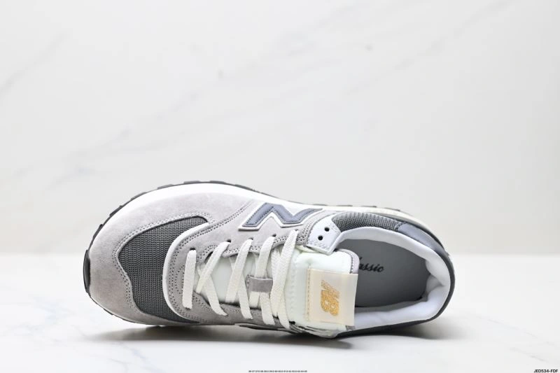 Brand-authenticated New Balance Shoes
