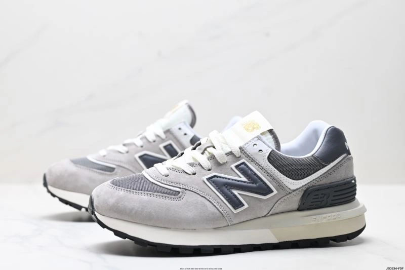 Brand-authenticated New Balance Shoes