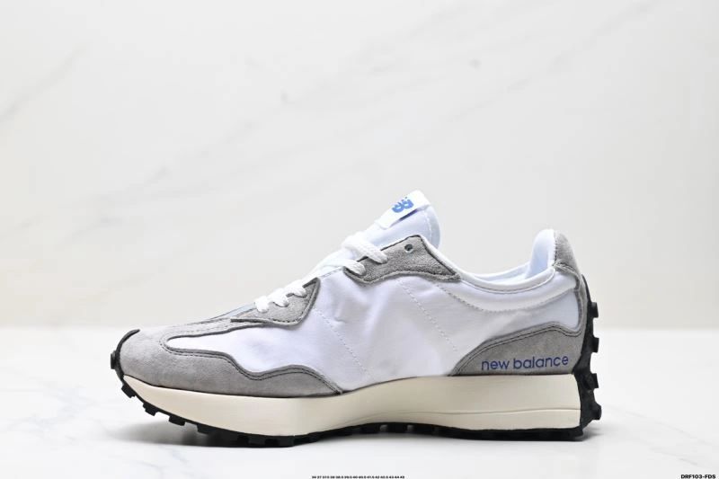 High fidelity New Balance Shoes