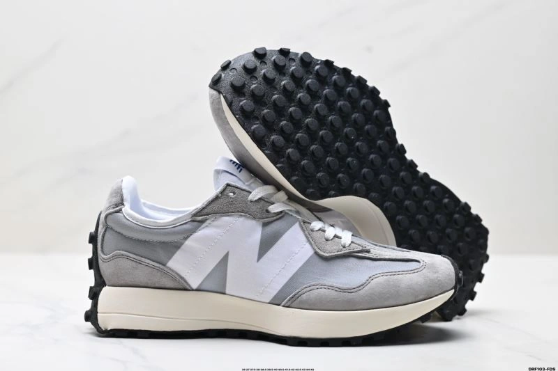 High fidelity New Balance Shoes