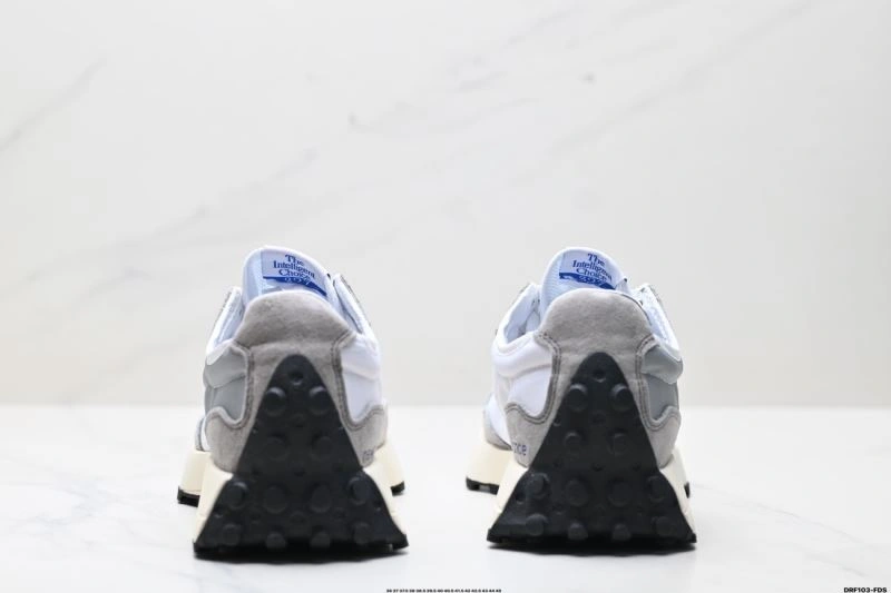 High fidelity New Balance Shoes