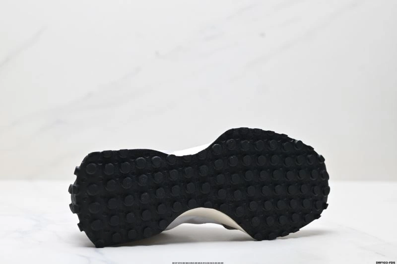 High fidelity New Balance Shoes