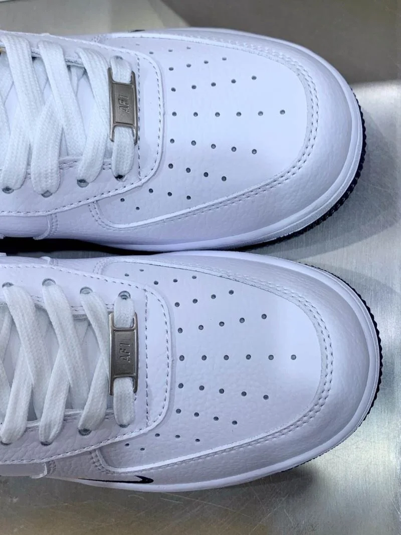 Indistinguishable Nike Air Force 1 Shoes