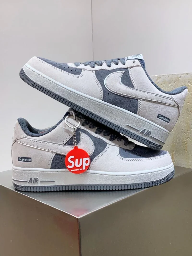 Brand-authenticated Nike Air Force 1 Shoes