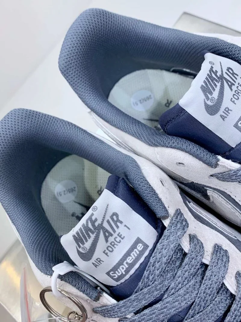 Brand-authenticated Nike Air Force 1 Shoes