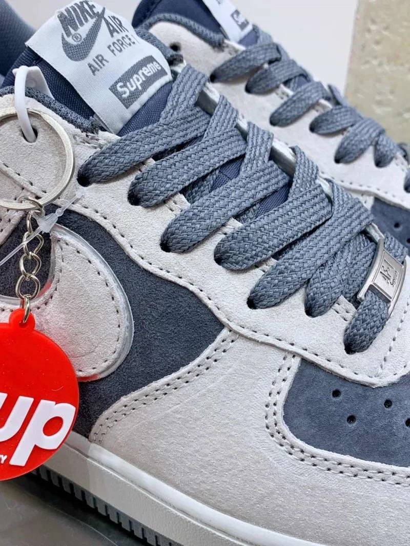 Brand-authenticated Nike Air Force 1 Shoes