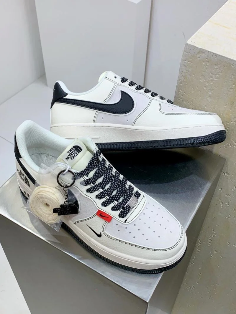Indistinguishable Nike Air Force 1 Shoes