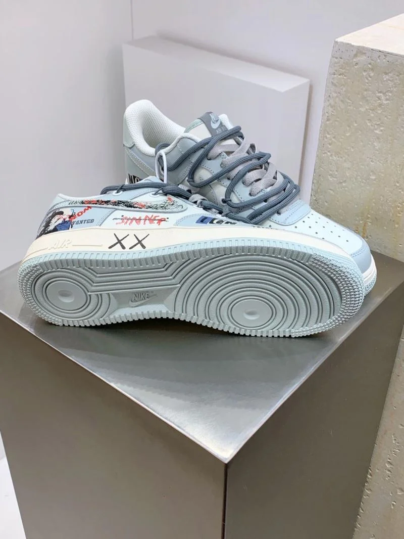 Brand-authenticated Nike Air Force 1 Shoes
