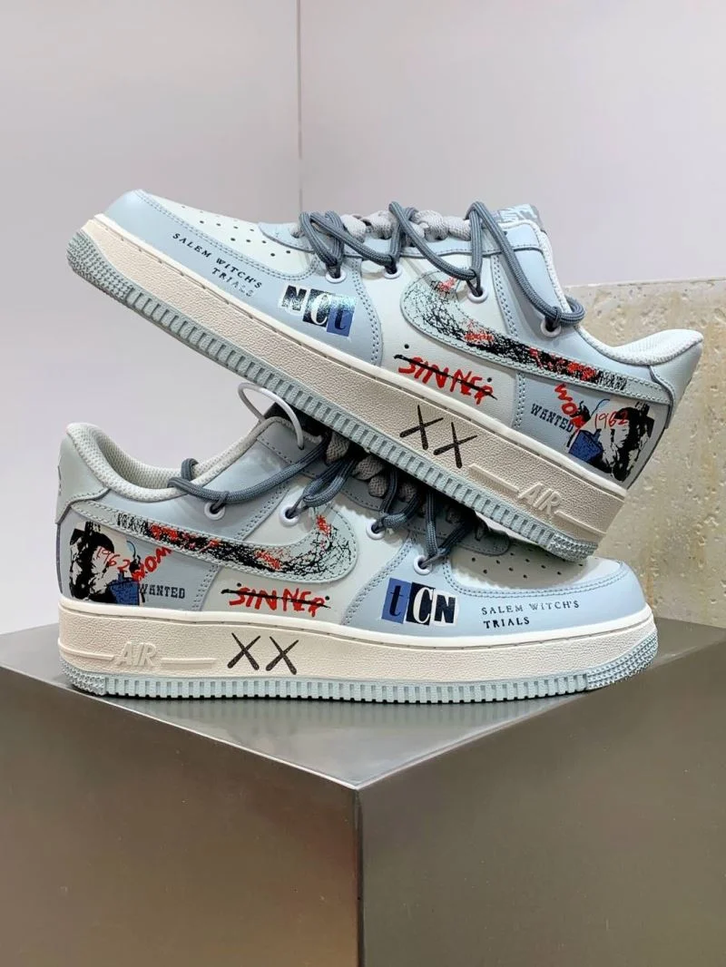 Brand-authenticated Nike Air Force 1 Shoes