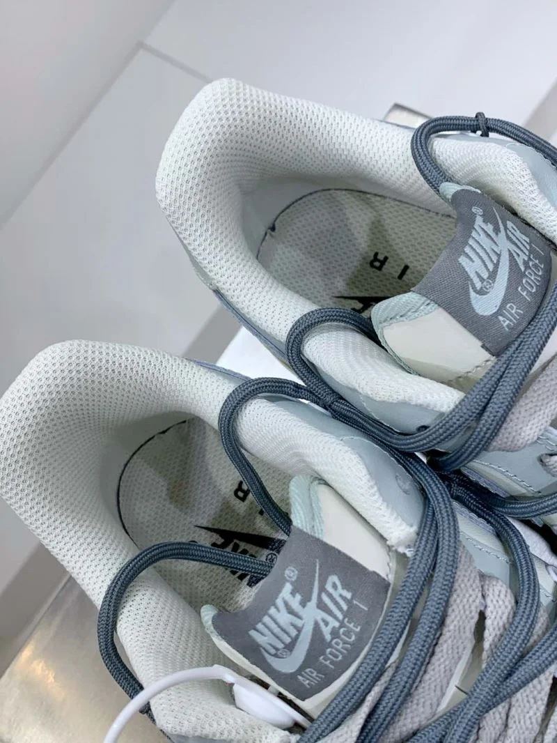 Brand-authenticated Nike Air Force 1 Shoes