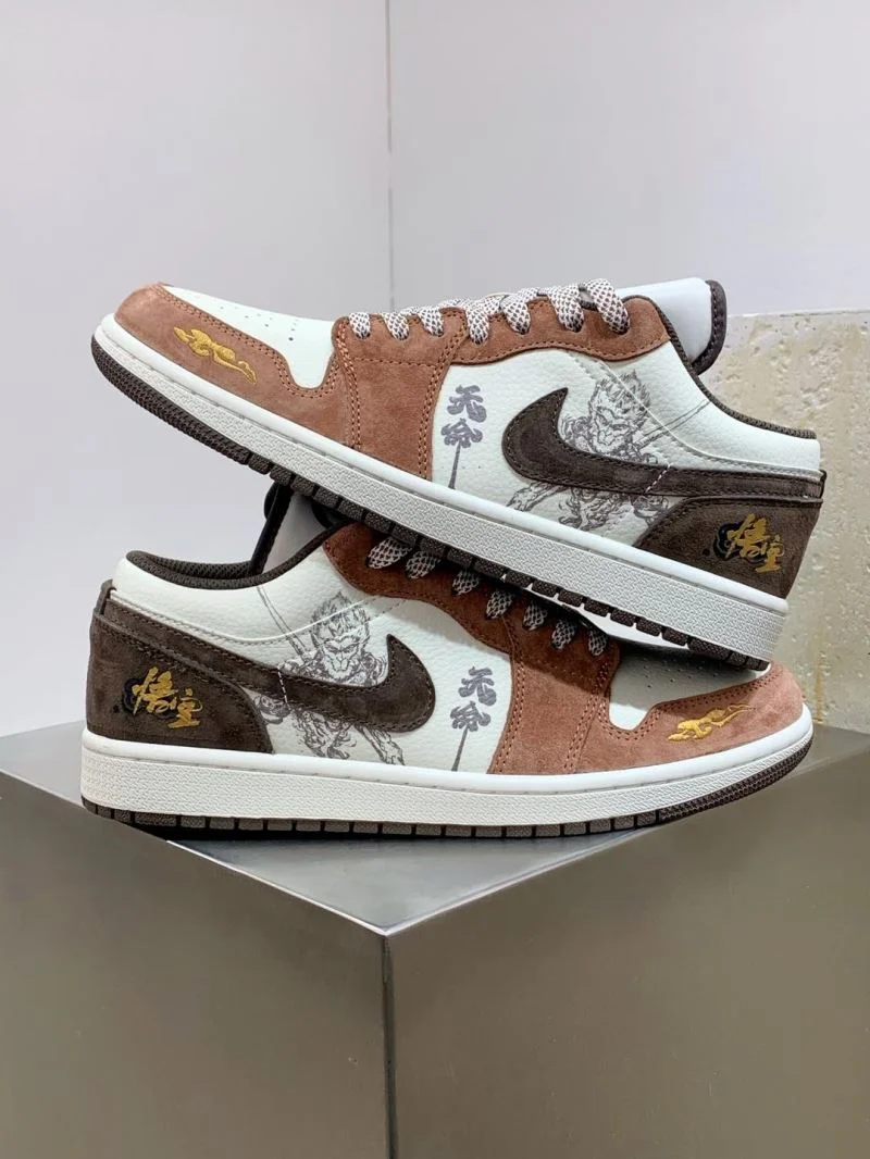 Exact replica Nike Air Jordan Shoes