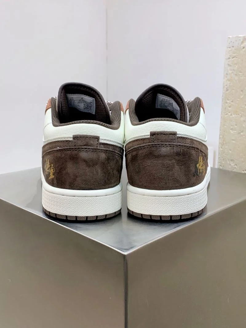 Exact replica Nike Air Jordan Shoes