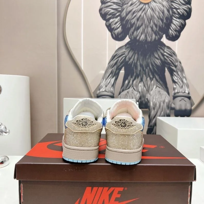 Indistinguishable Nike Air Jordan Shoes
