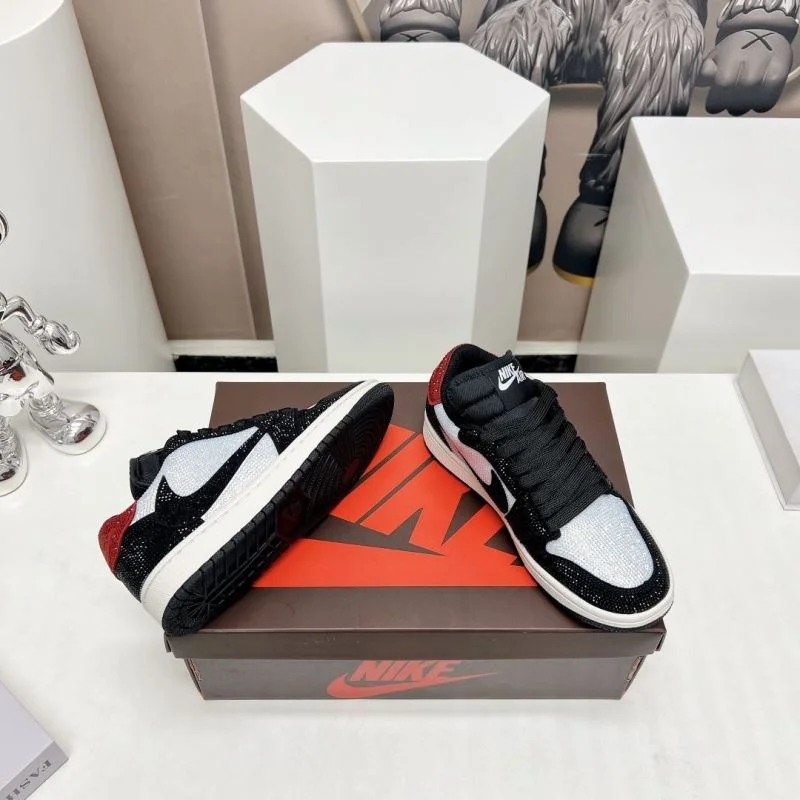 Brand-authenticated Nike Air Jordan Shoes