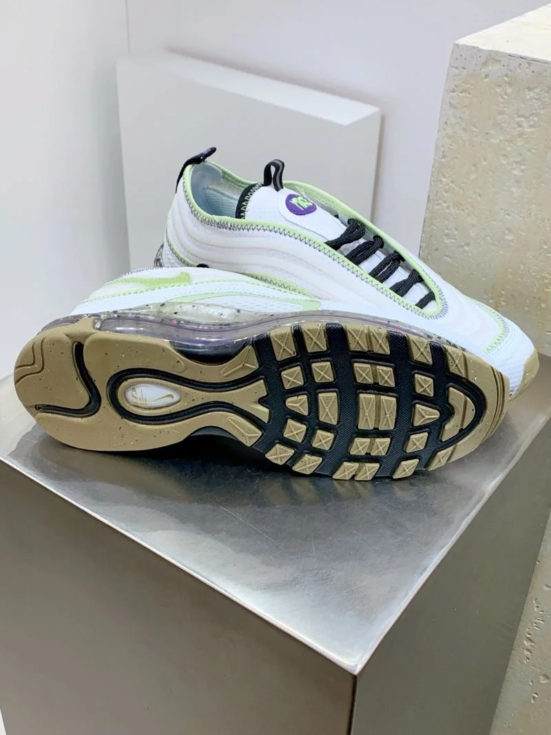 Exact replica Nike Air Max Shoes
