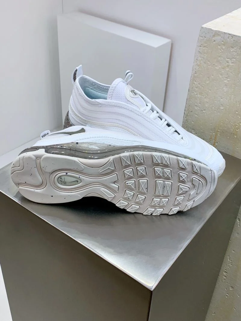 Brand-authenticated Nike Air Max Shoes
