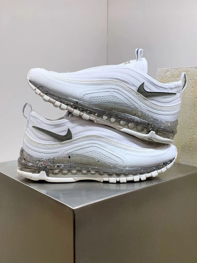 Brand-authenticated Nike Air Max Shoes