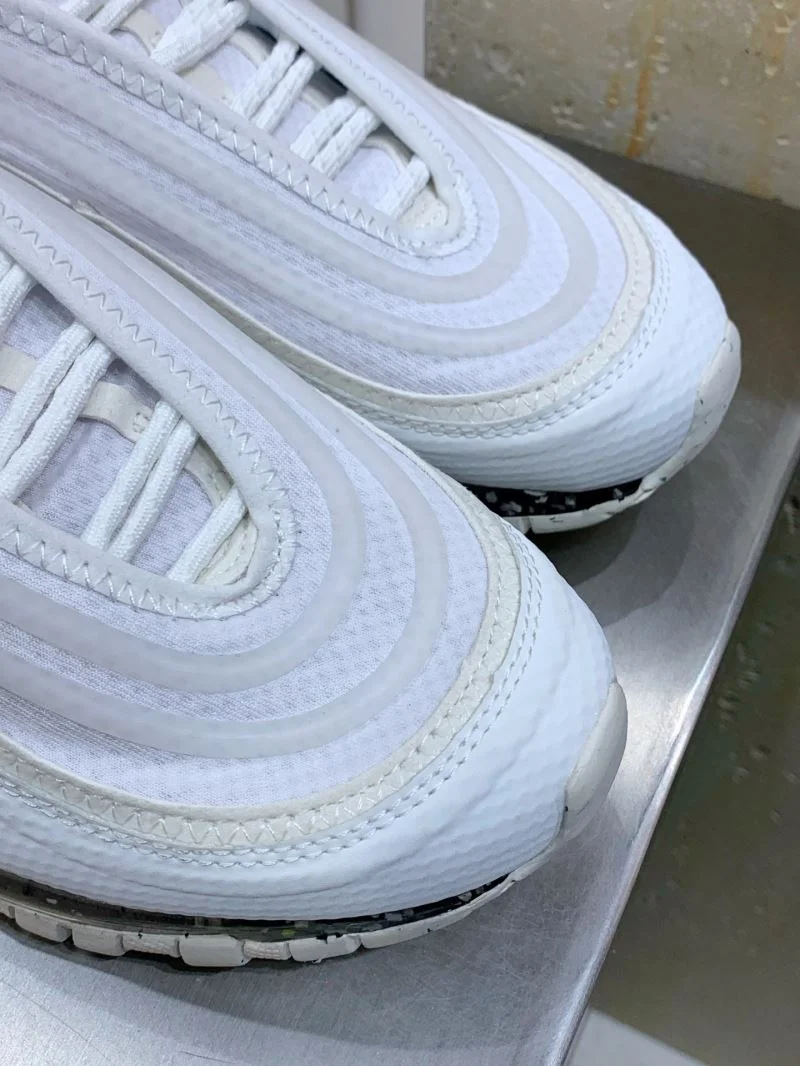 Brand-authenticated Nike Air Max Shoes