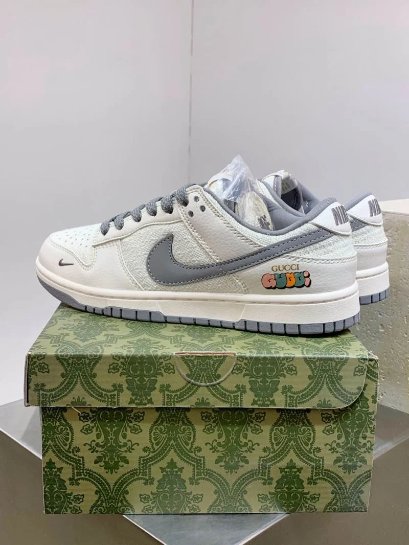 Original Nike Dunk Shoes