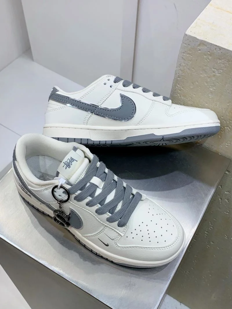 Discounted Nike Dunk Shoes