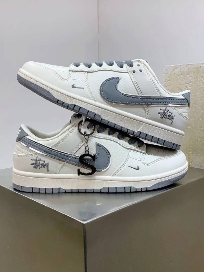 Discounted Nike Dunk Shoes
