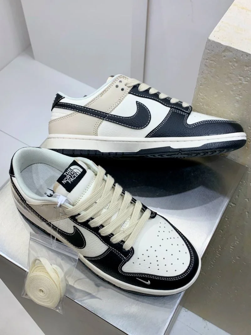 Inexpensive Nike Dunk Shoes