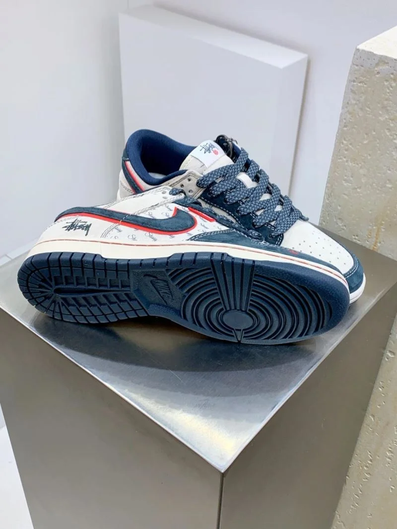 Affordable Nike Dunk Shoes