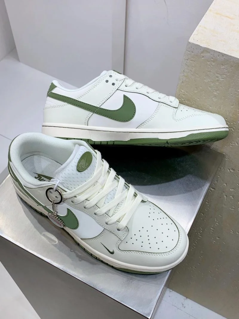Affordable Nike Dunk Shoes
