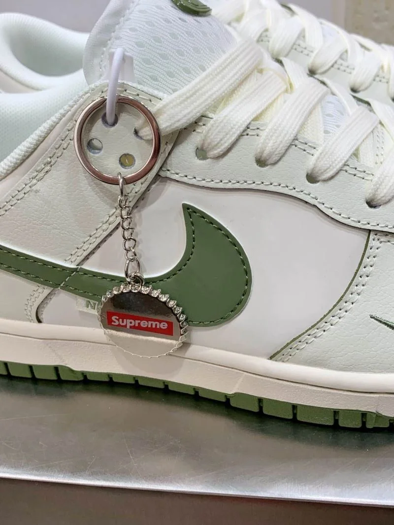 Affordable Nike Dunk Shoes