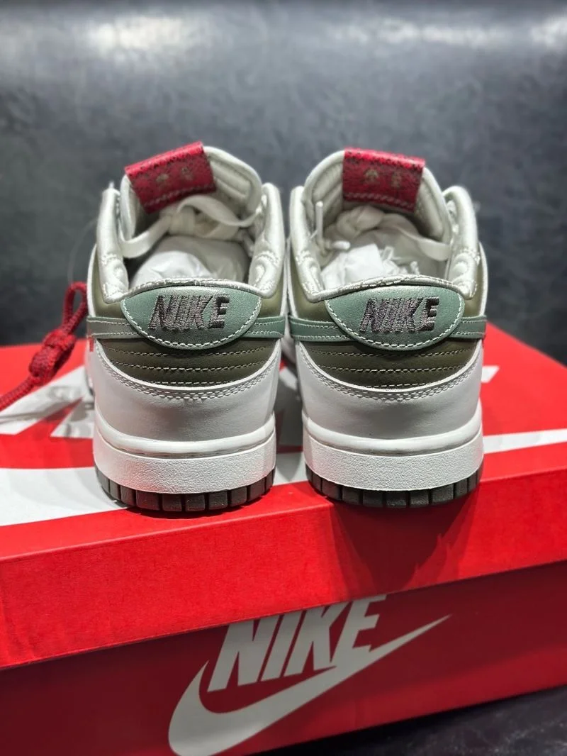 Budget-friendly Nike Dunk Shoes