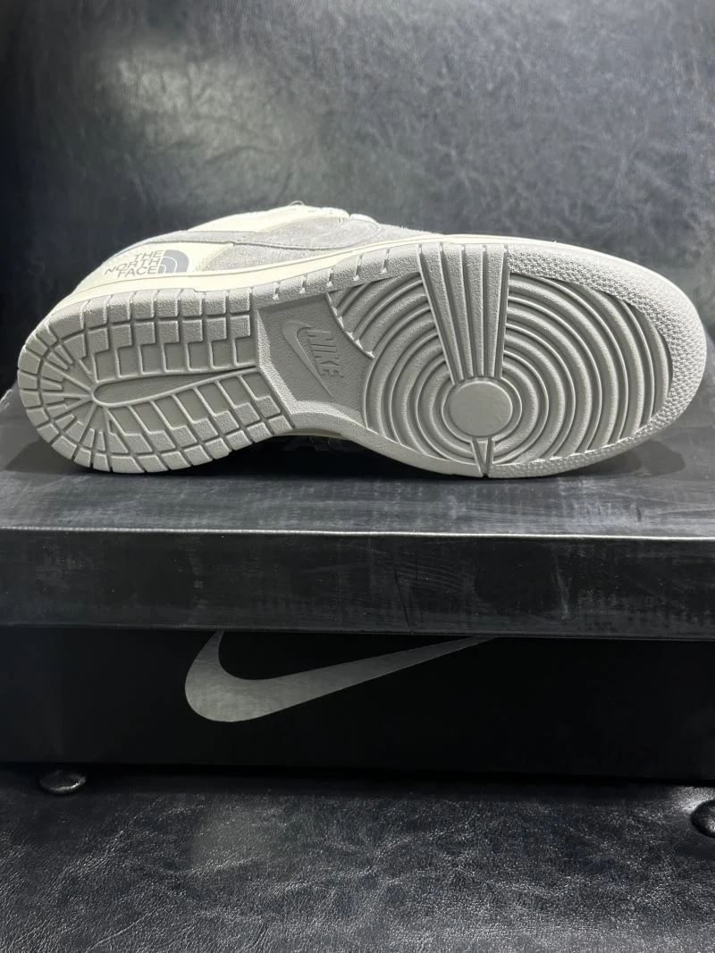 Indistinguishable Nike Dunk Shoes