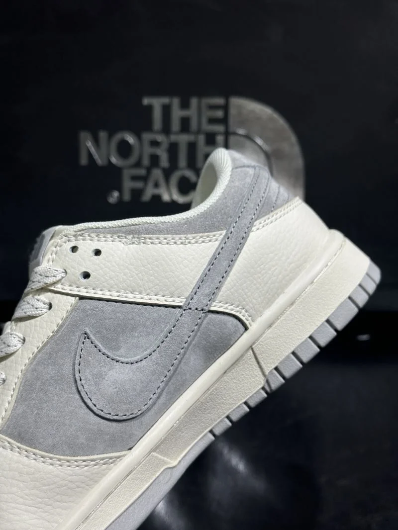 Indistinguishable Nike Dunk Shoes