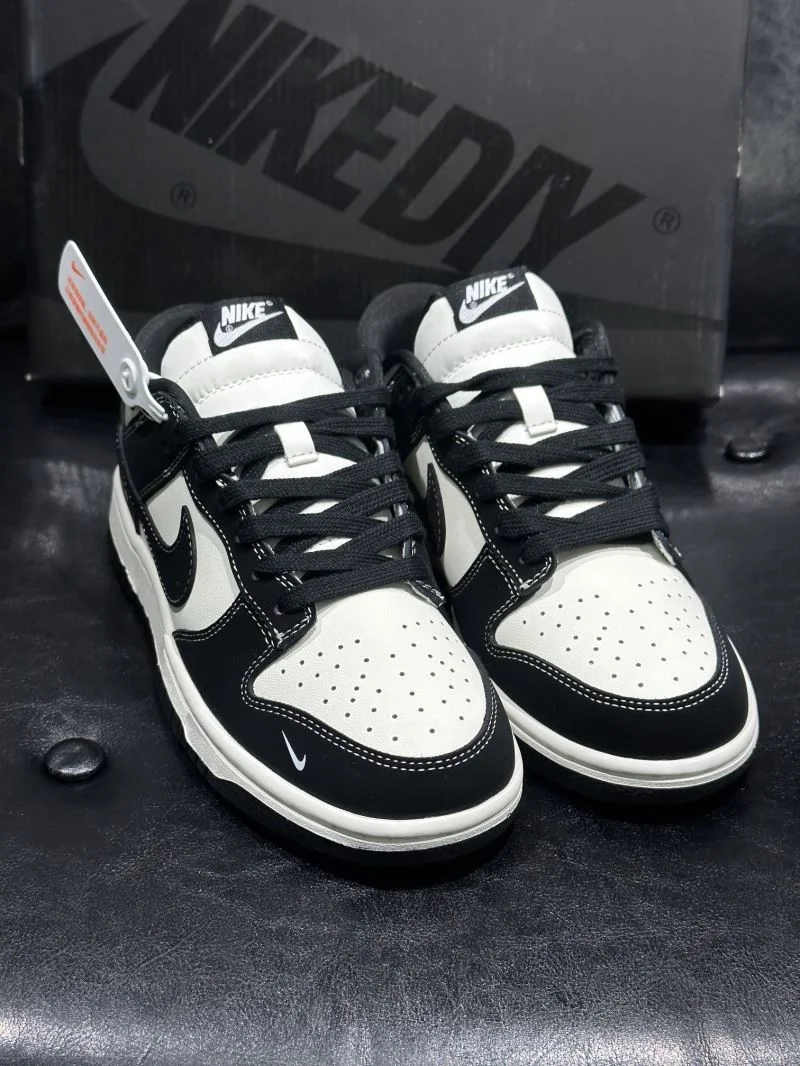 Authentic Nike Dunk Shoes