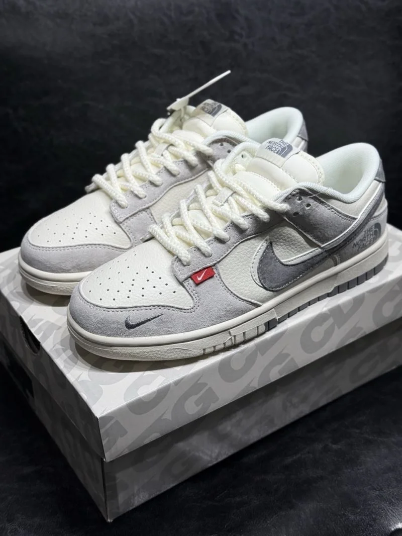 Nike Dunk Shoes