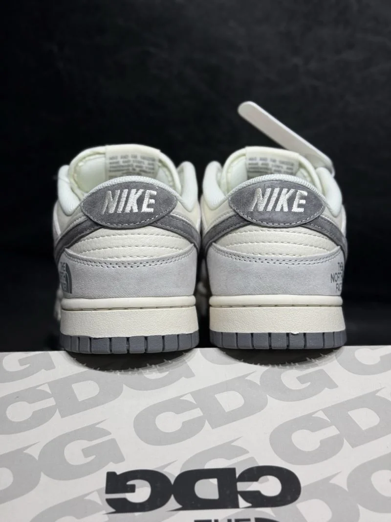 Factory-made Nike Dunk Shoes